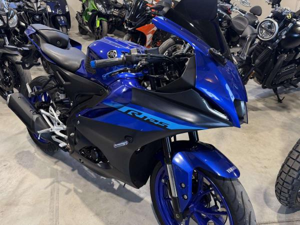 Zils Yamaha YZF 2024 Šauļi, ar dzinēja tilpumu 0.13 L un nobraukumu 6 tūkst. km par 4190 €, foto 7 vietnē AUTOMOTO.COM.LV