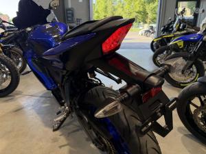 Zils Yamaha YZF 2024 Šauļi, ar dzinēja tilpumu 0.13 L un nobraukumu 6 tūkst. km par 4190 €, foto 16 vietnē AUTOMOTO.COM.LV
