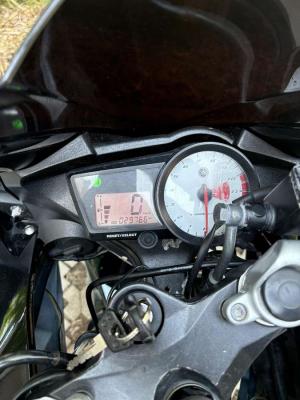 Zaļš Yamaha YZF 2010 Viļņa, ar dzinēja tilpumu 0.13 L un nobraukumu 30 tūkst. km par 1200 €, foto 7 vietnē AUTOMOTO.COM.LV