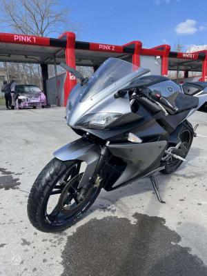 Pelēks Yamaha YZF 2012 Klaipėda, ar dzinēja tilpumu 0.13 L un nobraukumu 21 tūkst. km par 1850 €, foto 6 vietnē AUTOMOTO.COM.LV