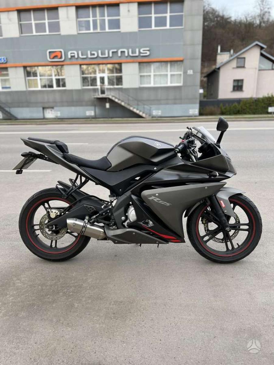 Grey Yamaha YZF 2013 in Kaunas, with an engine capacity of 0.13 L and mileage of 23 thousand km for 2400 €, photo 1 on AUTOMOTO.COM.LV