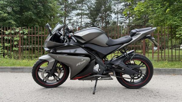 Grey Yamaha YZF 2013 in Kaunas, with an engine capacity of 0.13 L and mileage of 23 thousand km for 2400 €, photo 5 on AUTOMOTO.COM.LV