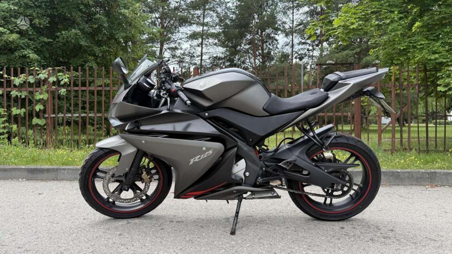 Grey Yamaha YZF 2013 in Kaunas, with an engine capacity of 0.13 L and mileage of 23 thousand km for 2400 €, photo 6 on AUTOMOTO.COM.LV