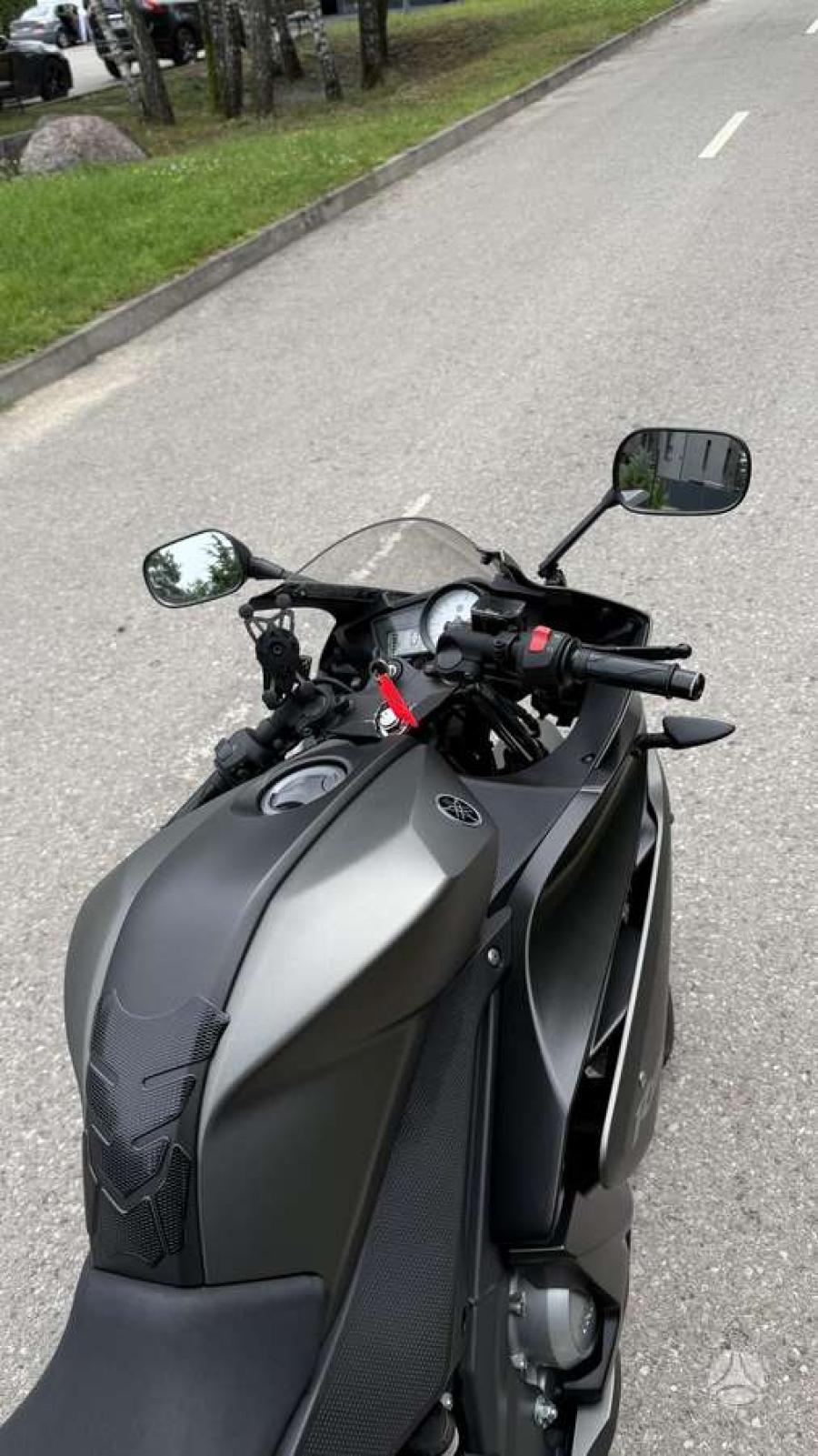 Grey Yamaha YZF 2013 in Kaunas, with an engine capacity of 0.13 L and mileage of 23 thousand km for 2400 €, photo 10 on AUTOMOTO.COM.LV
