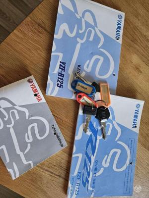 Pelēks Yamaha YZF 2013 Kauņa, ar dzinēja tilpumu 0.13 L un nobraukumu 43 tūkst. km par 2100 €, foto 11 vietnē AUTOMOTO.COM.LV