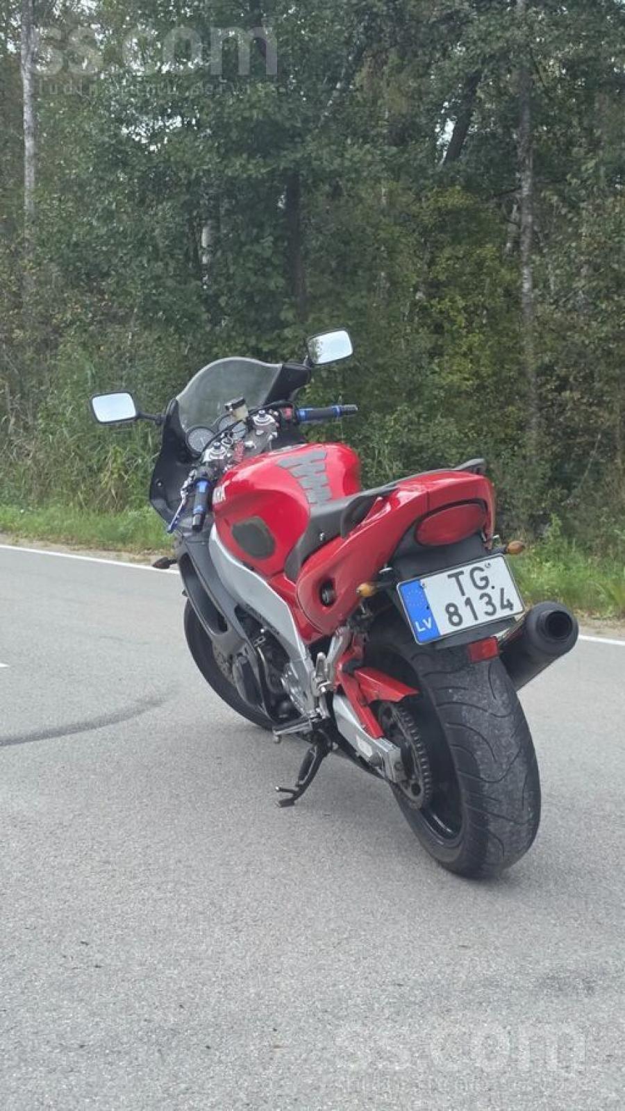 Yamaha YZF 1997 Rīga, ar dzinēja tilpumu 0.60 L un nobraukumu 0 tūkst. km par 1400 €, foto 3 vietnē AUTOMOTO.COM.LV