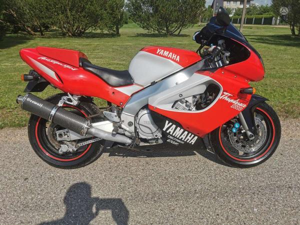 Yamaha YZF 1998 in Jurbarkas, with an engine capacity of 1.00 L and mileage of 59 thousand km for 1899 €, photo 3 on AUTOMOTO.COM.LV