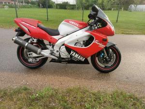 Yamaha YZF 1998 in Jurbarkas, with an engine capacity of 1.00 L and mileage of 59 thousand km for 1899 €, photo 7 on AUTOMOTO.COM.LV