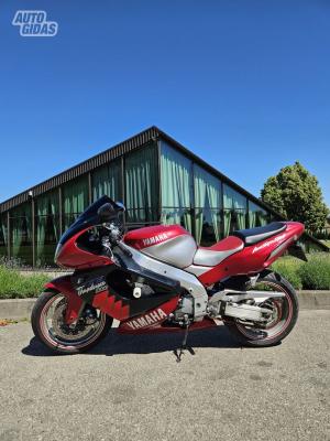 Yamaha YZF 2000 Radviliškis, ar dzinēja tilpumu 1.00 L un nobraukumu 55 tūkst. km par 2100 €, foto 3 vietnē AUTOMOTO.COM.LV