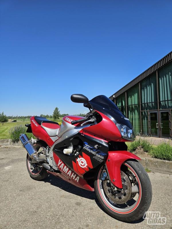 Yamaha YZF 2000 Radviliškis, ar dzinēja tilpumu 1.00 L un nobraukumu 55 tūkst. km par 2100 €, foto 5 vietnē AUTOMOTO.COM.LV