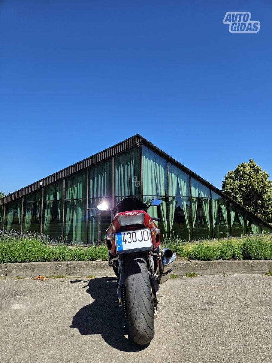 Yamaha YZF 2000 Radviliškis, ar dzinēja tilpumu 1.00 L un nobraukumu 55 tūkst. km par 2100 €, foto 8 vietnē AUTOMOTO.COM.LV