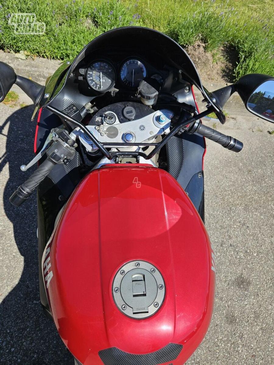 Yamaha YZF 2000 Radviliškis, ar dzinēja tilpumu 1.00 L un nobraukumu 55 tūkst. km par 2100 €, foto 10 vietnē AUTOMOTO.COM.LV