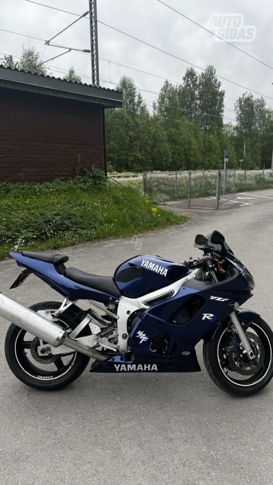 Yamaha YZF 2000 in Siauliai, with an engine capacity of 0.00 L and mileage of 0 thousand km for 2350 €, photo 3 on AUTOMOTO.COM.LV