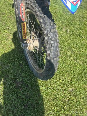 Yamaha YZF 2004 Trakai, ar dzinēja tilpumu 0.25 L un nobraukumu 0 tūkst. km par 1800 €, foto  vietnē AUTOMOTO.COM.LV