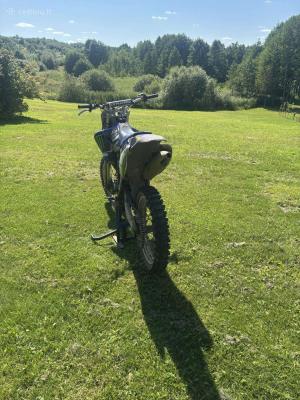 Yamaha YZF 2004 in Trakai, with an engine capacity of 0.25 L and mileage of 0 thousand km for 1800 €, photo 8 on AUTOMOTO.COM.LV