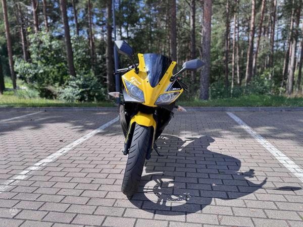 Yamaha YZF 2008 Druskininkai, ar dzinēja tilpumu 0.13 L un nobraukumu 32 tūkst. km par 1850 €, foto 5 vietnē AUTOMOTO.COM.LV