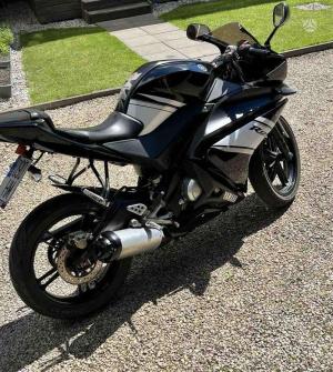 Yamaha YZF 2009 Panevēža, ar dzinēja tilpumu 0.12 L un nobraukumu 16 tūkst. km par 1900 €, foto 5 vietnē AUTOMOTO.COM.LV
