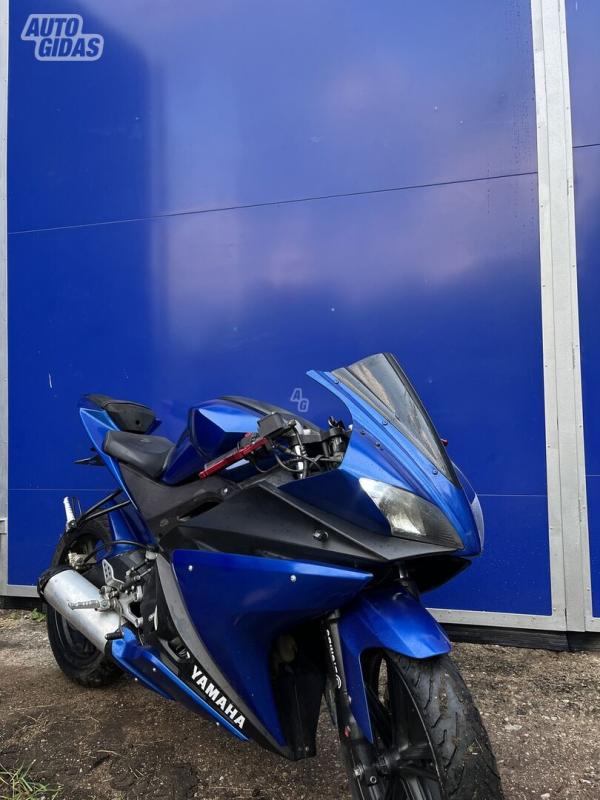 Yamaha YZF 2010 in Panevezys, with an engine capacity of 0.12 L and mileage of 32 thousand km for 1000 €, photo 1 on AUTOMOTO.COM.LV
