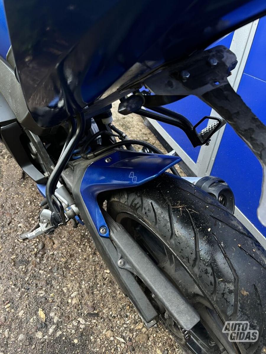 Yamaha YZF 2010 in Panevezys, with an engine capacity of 0.12 L and mileage of 32 thousand km for 1000 €, photo 9 on AUTOMOTO.COM.LV