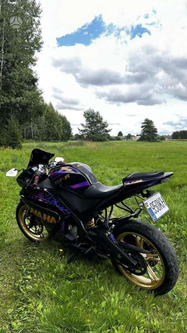Yamaha YZF 2010 in Silale, with an engine capacity of 0.13 L and mileage of 31 thousand km for 2150 €, photo 3 on AUTOMOTO.COM.LV