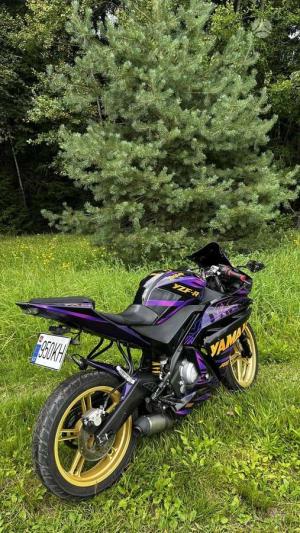 Yamaha YZF 2010 in Silale, with an engine capacity of 0.13 L and mileage of 31 thousand km for 2150 €, photo 4 on AUTOMOTO.COM.LV