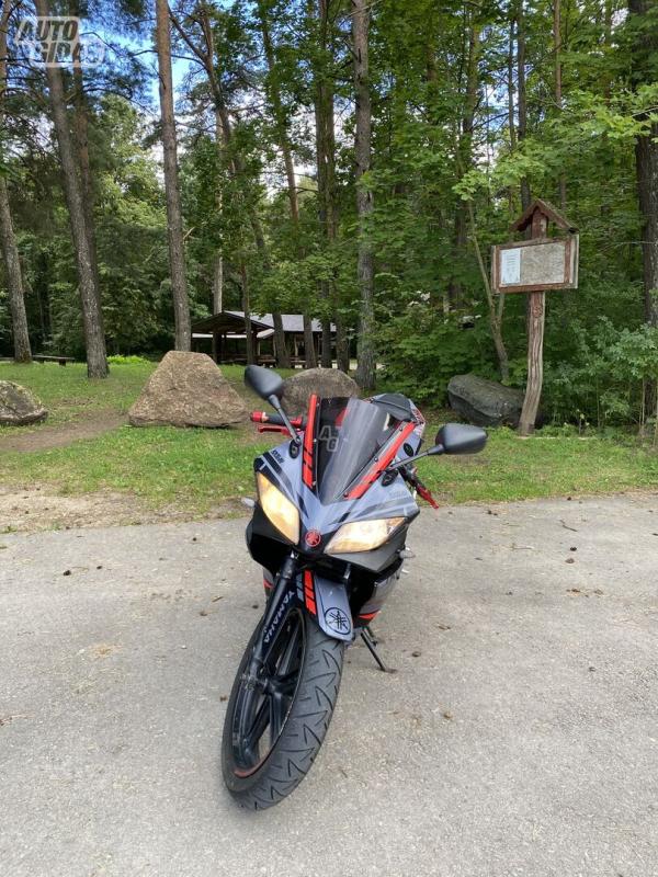Yamaha YZF 2010 Pakruojis, ar dzinēja tilpumu 0.13 L un nobraukumu 39 tūkst. km par 1400 €, foto 1 vietnē AUTOMOTO.COM.LV