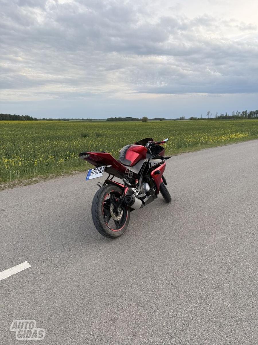 Yamaha YZF 2011 in Sakiai, with an engine capacity of 0.12 L and mileage of 42 thousand km for 1800 €, photo 4 on AUTOMOTO.COM.LV