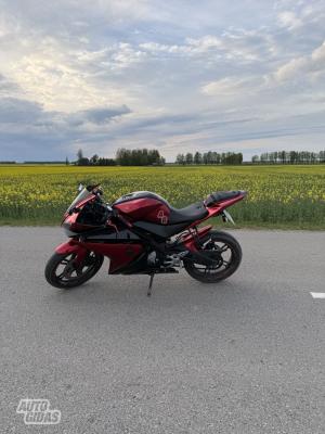 Yamaha YZF 2011 in Sakiai, with an engine capacity of 0.12 L and mileage of 42 thousand km for 1800 €, photo 5 on AUTOMOTO.COM.LV