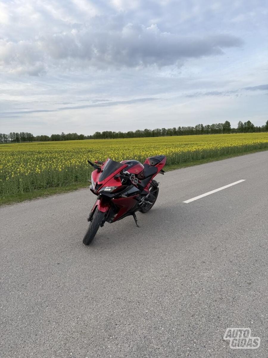 Yamaha YZF 2011 in Sakiai, with an engine capacity of 0.12 L and mileage of 42 thousand km for 1800 €, photo 6 on AUTOMOTO.COM.LV