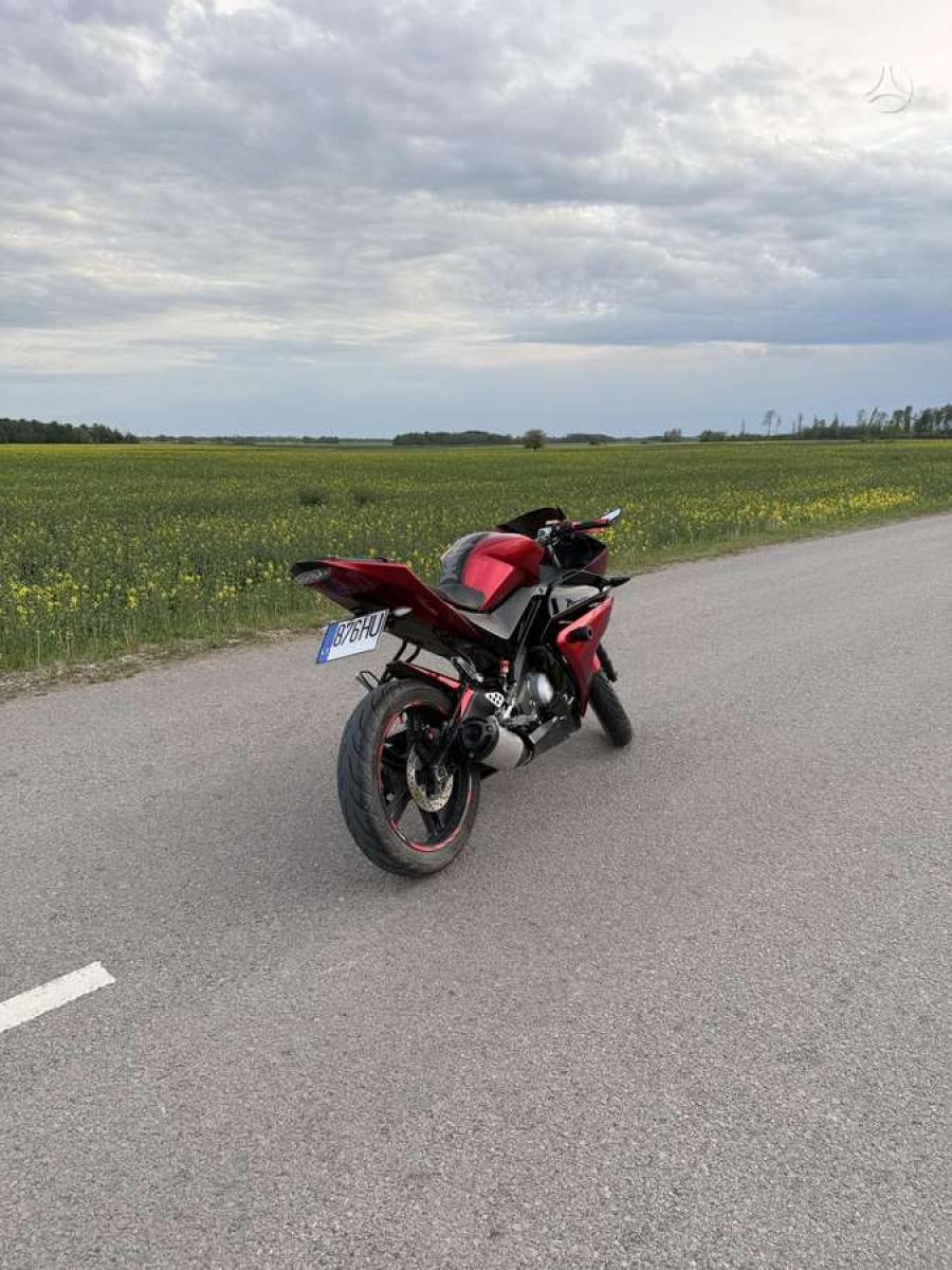 Yamaha YZF 2011 Šakiai, ar dzinēja tilpumu 0.12 L un nobraukumu 42 tūkst. km par 1800 €, foto 4 vietnē AUTOMOTO.COM.LV