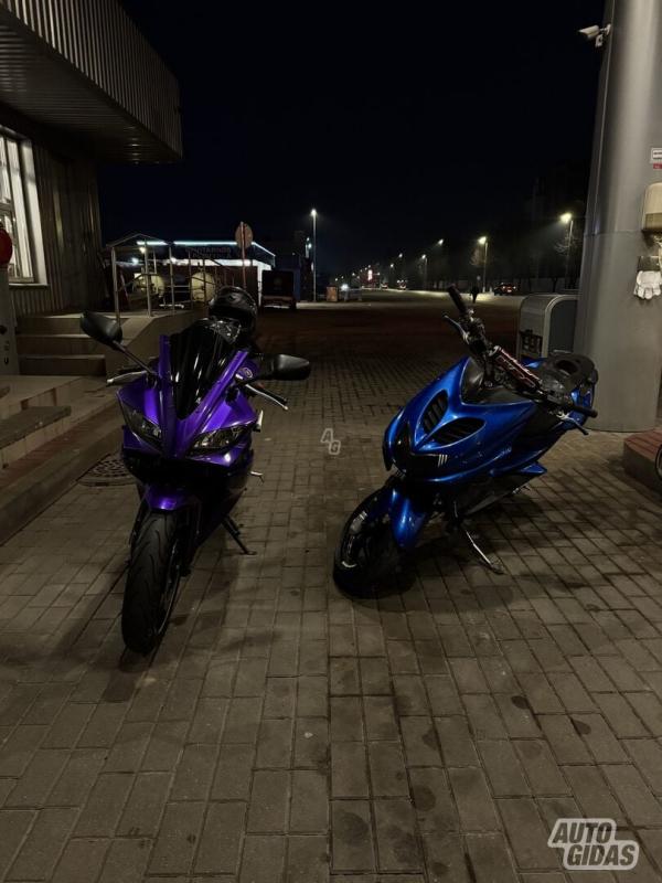 Yamaha YZF 2011 in Kalvarija, with an engine capacity of 0.00 L and mileage of 0 thousand km for 2100 €, photo 3 on AUTOMOTO.COM.LV