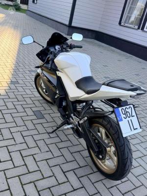 Yamaha YZF 2012 in Utena, with an engine capacity of 0.13 L and mileage of 37 thousand km for 2450 €, photo 3 on AUTOMOTO.COM.LV