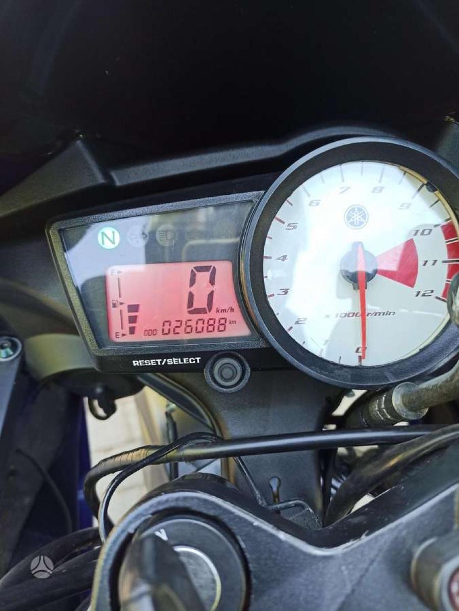 Yamaha YZF 2013 in Taurage, with an engine capacity of 0.13 L and mileage of 26 thousand km for 1780 €, photo 8 on AUTOMOTO.COM.LV
