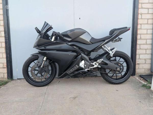 Yamaha YZF 2015 in Taurage, with an engine capacity of 0.13 L and mileage of 16 thousand km for 2630 €, photo 3 on AUTOMOTO.COM.LV
