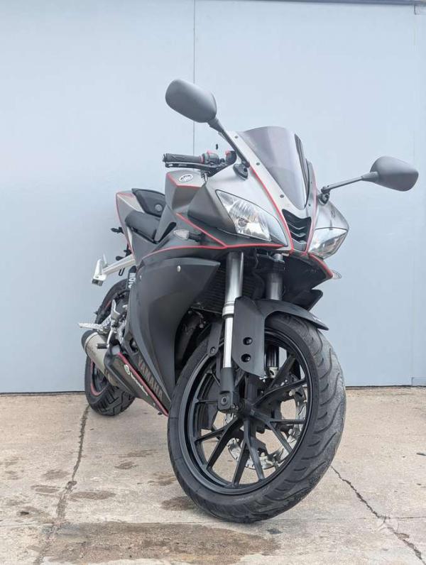Yamaha YZF 2015 Tauragė, ar dzinēja tilpumu 0.13 L un nobraukumu 17 tūkst. km par 2580 €, foto 1 vietnē AUTOMOTO.COM.LV
