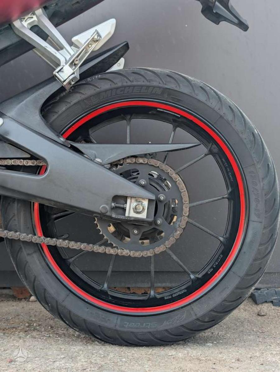 Yamaha YZF 2015 in Taurage, with an engine capacity of 0.13 L and mileage of 18 thousand km for 2270 €, photo 6 on AUTOMOTO.COM.LV