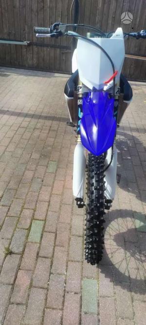 Yamaha YZF 2015 in Plunge, with an engine capacity of 0.25 L and mileage of 0 thousand km for 3050 €, photo 8 on AUTOMOTO.COM.LV