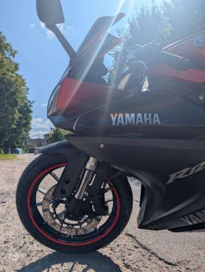 Yamaha YZF 2015 Tauragė, ar dzinēja tilpumu 0.13 L un nobraukumu 18 tūkst. km par 2399 €, foto 3 vietnē AUTOMOTO.COM.LV