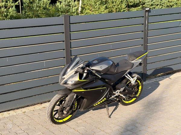 Yamaha YZF 2016 in Plunge, with an engine capacity of 0.13 L and mileage of 27 thousand km for 2650 €, photo 1 on AUTOMOTO.COM.LV