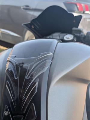 Yamaha YZF 2016 in Taurage, with an engine capacity of 0.13 L and mileage of 16 thousand km for 2499 €, photo 11 on AUTOMOTO.COM.LV
