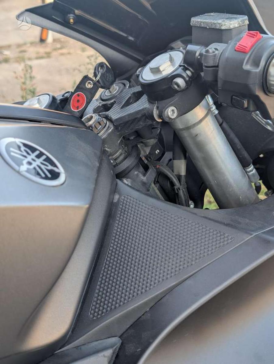 Yamaha YZF 2016 in Taurage, with an engine capacity of 0.13 L and mileage of 16 thousand km for 2499 €, photo 12 on AUTOMOTO.COM.LV