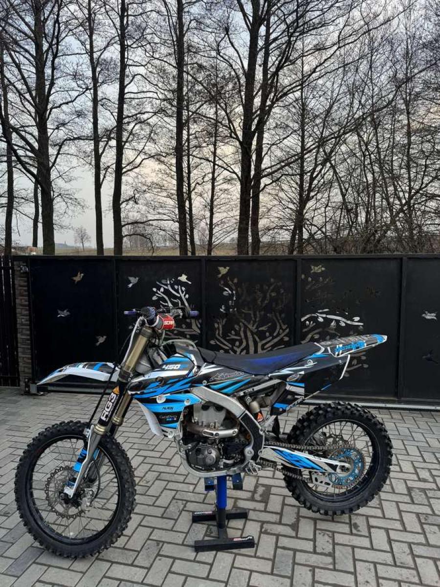 Yamaha YZF 2018 in Marijampole, with an engine capacity of 0.45 L and mileage of 0 thousand km for 3000 €, photo 3 on AUTOMOTO.COM.LV