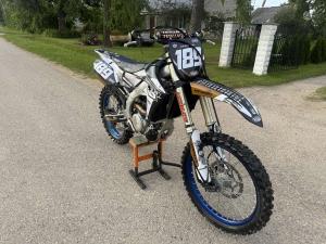 Yamaha YZF 2023 Jonava, ar dzinēja tilpumu 0.25 L un nobraukumu 160 tūkst. km par 4500 €, foto 3 vietnē AUTOMOTO.COM.LV