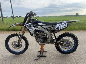 Yamaha YZF 2023 Jonava, ar dzinēja tilpumu 0.25 L un nobraukumu 160 tūkst. km par 4500 €, foto 5 vietnē AUTOMOTO.COM.LV