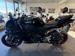 Melns Yamaha YZF-R1 2007 Tallina, ar dzinēja tilpumu 0.13 L un nobraukumu 25 tūkst. km par 6490 €, foto 11 vietnē AUTOMOTO.COM.LV