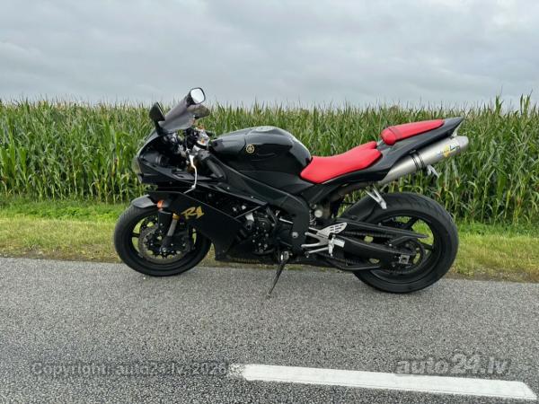 Black Yamaha YZF-R1 2008 in Tallinn, with an engine capacity of 1.00 L and mileage of 35 thousand km for 4800 €, photo 2 on AUTOMOTO.COM.LV