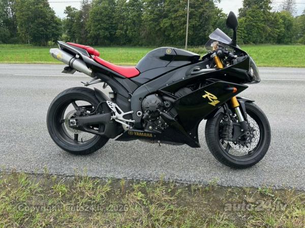 Black Yamaha YZF-R1 2008 in Tallinn, with an engine capacity of 1.00 L and mileage of 35 thousand km for 4800 €, photo 9 on AUTOMOTO.COM.LV