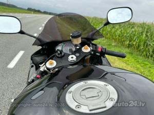 Черный Ямаха YZF-R1 2008 в Таллин, объемом двигателя 1.00 л и пробегом 35 тыс. км за 4800 €, фото 8 на AUTOMOTO.COM.LV