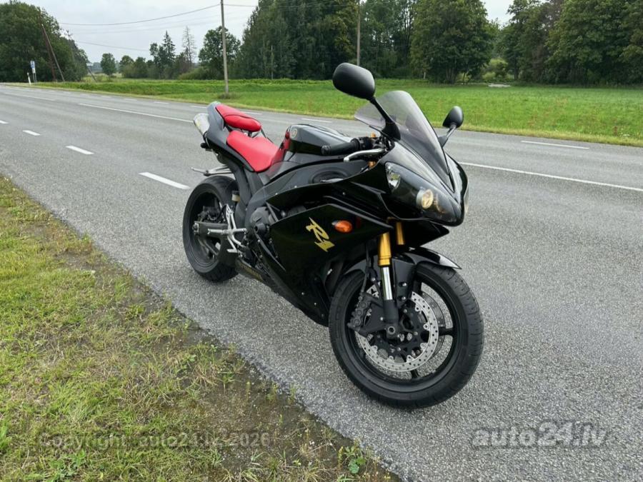 Черный Ямаха YZF-R1 2008 в Таллин, объемом двигателя 1.00 л и пробегом 35 тыс. км за 4800 €, фото 11 на AUTOMOTO.COM.LV