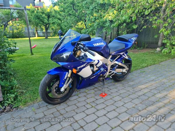 Синий Ямаха YZF-R1 2002 в Таллин, объемом двигателя 1.00 л и пробегом 90 тыс. км за 2600 €, фото 3 на AUTOMOTO.COM.LV